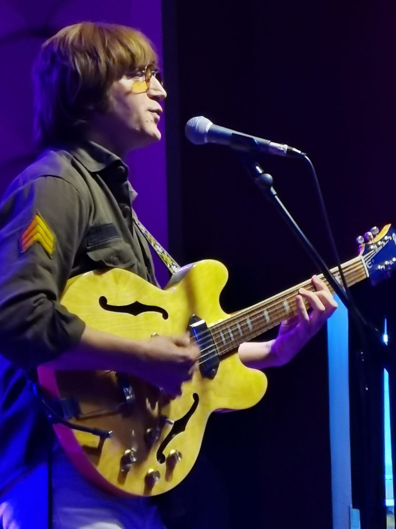 ‘Imagine’: Argentinian musician channels John Lennon - The Diarist.ph