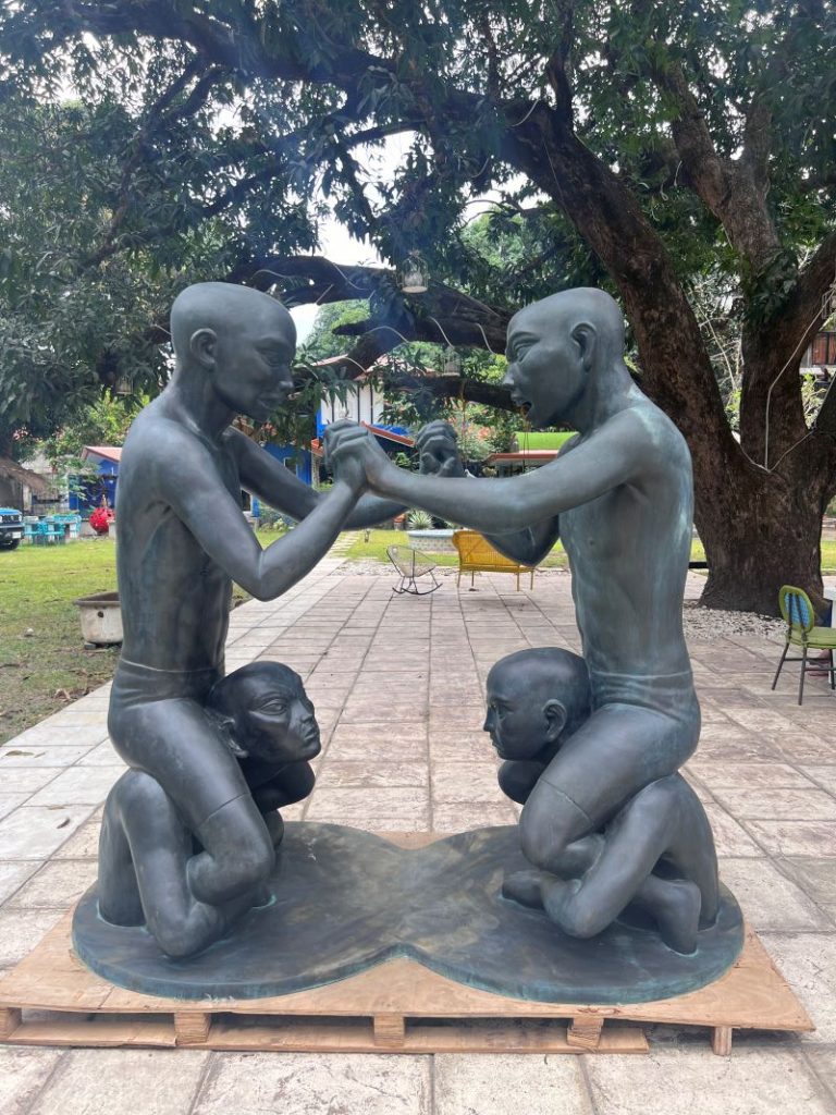 Shoulder Wars: Elmer Borlongan turns playful in bronze - The Diarist.ph