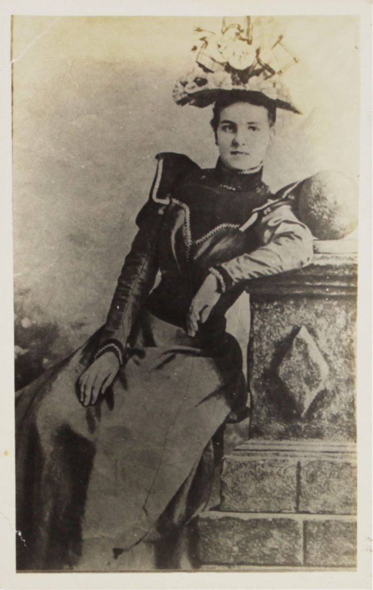 Josephine Bracken: The First Filipino’s last lady - The Diarist.ph